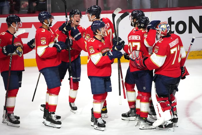 Panthers, down 3-0 in the third, stun Hurricanes and win in shootout, 4-3
