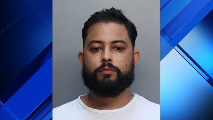 Jeep driver pulls gun in Brickell road rage incident, police say