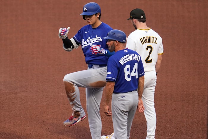 Shohei Ohtani leaves Dodgers game vs. Pirates in 7th inning with left ...