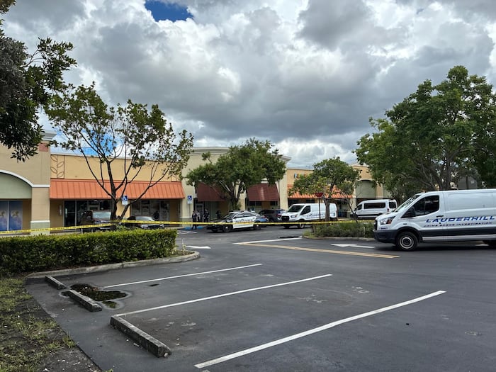 Police officers find man suffering from stab wound near Lauderhill City ...