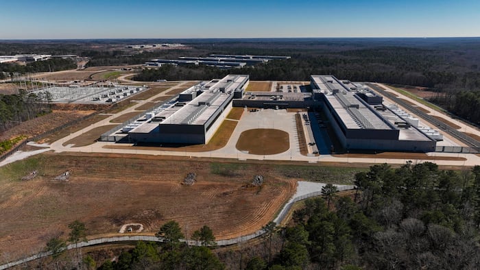 Federal regulators order grid operators to speed power to energy-hungry ...