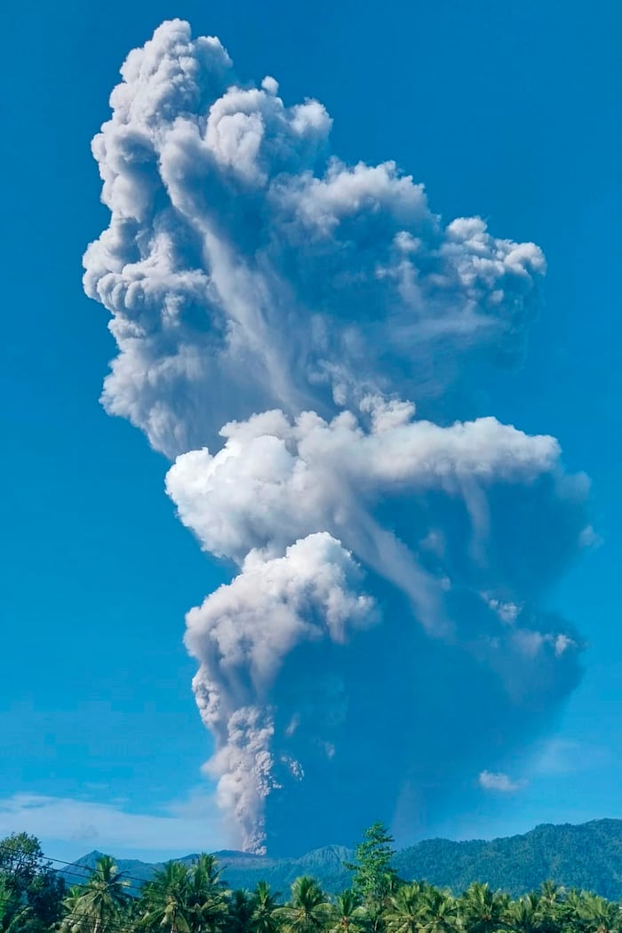 At least 3 hikers killed by volcano eruption on Indonesian island