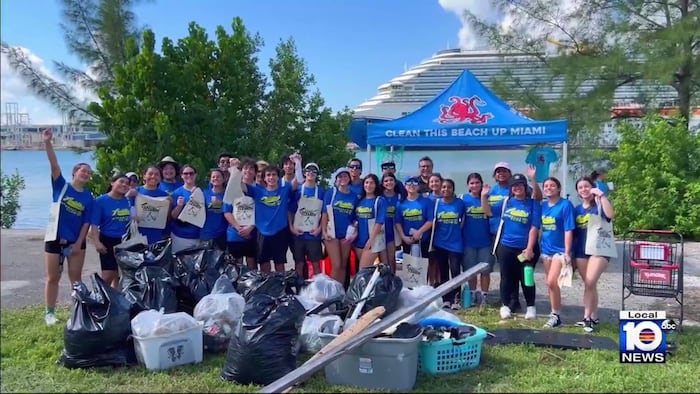 ‘It starts with us’: Thousands of volunteers clean up Miami-Dade’s ...