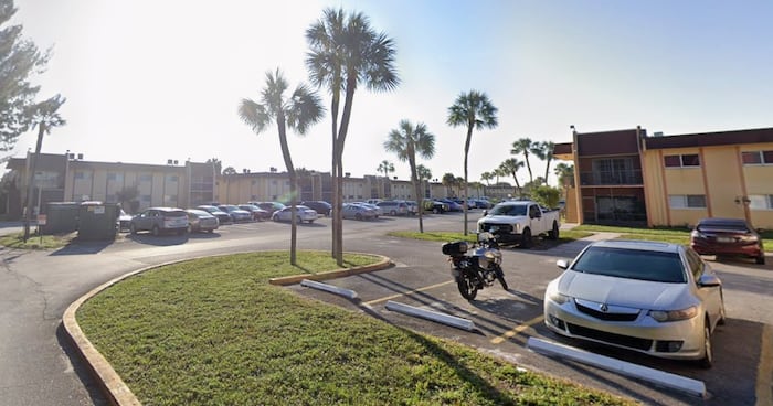 Lauderhill police: Man injured after shooting at apartment complex’s ...